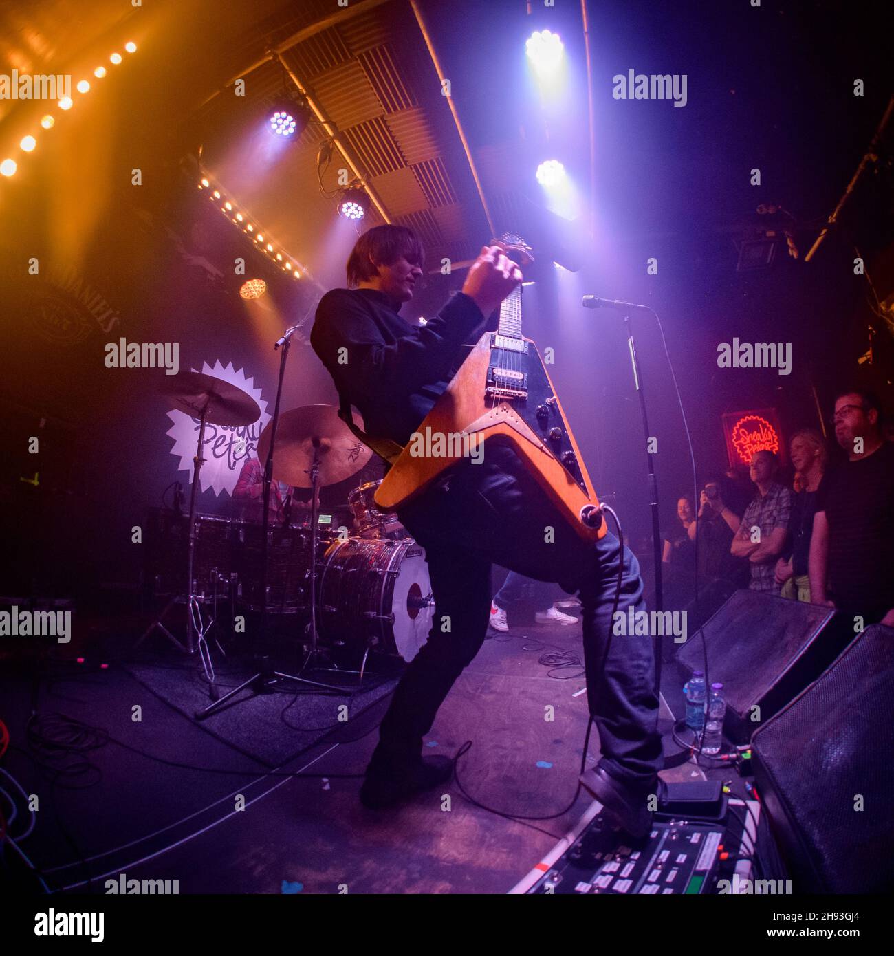 Edinburgh, Scotland. Fri 3 December 2021. The Northern Irish band Ash ...
