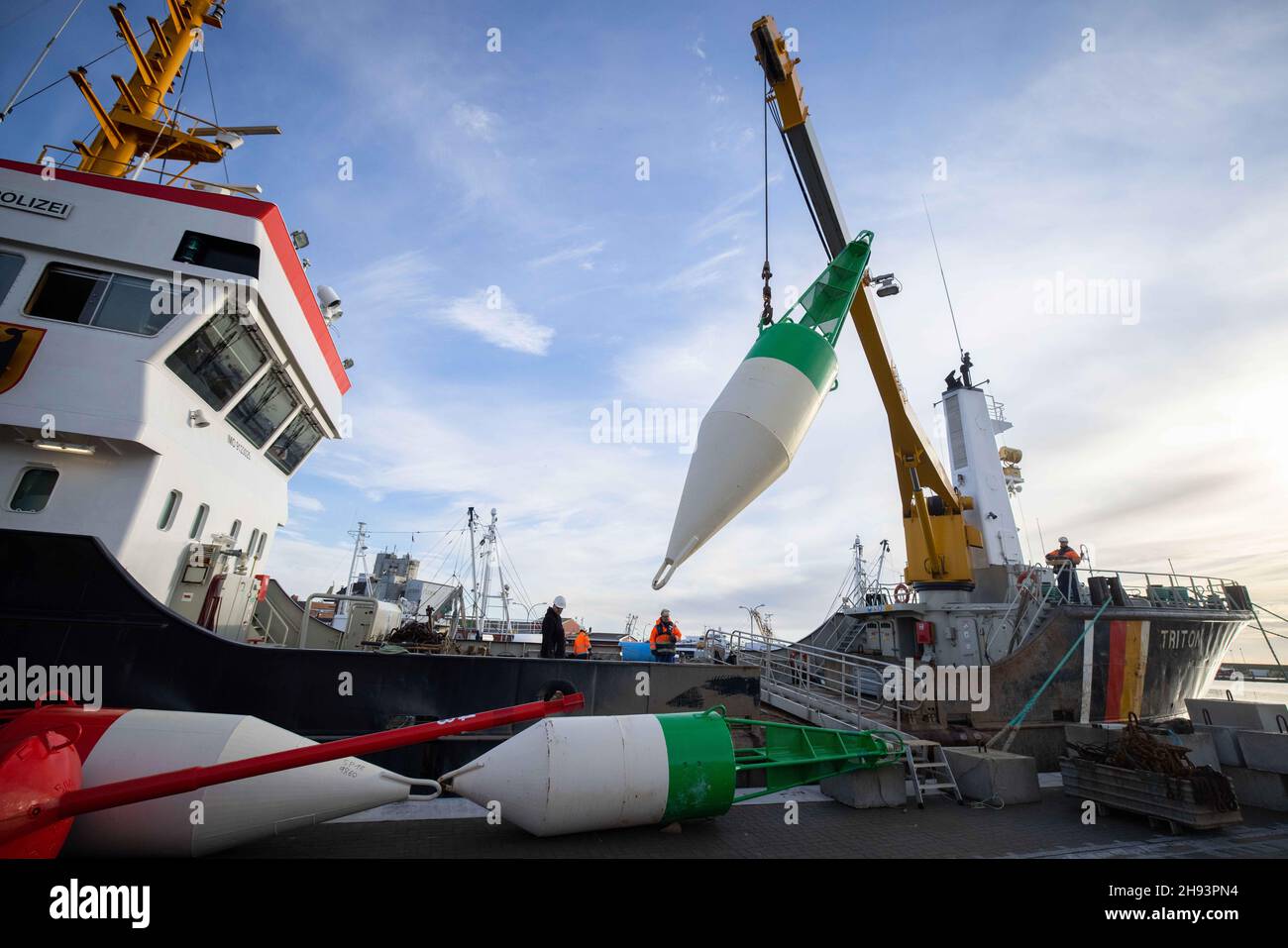 Fairway markings hi-res stock photography and images - Alamy