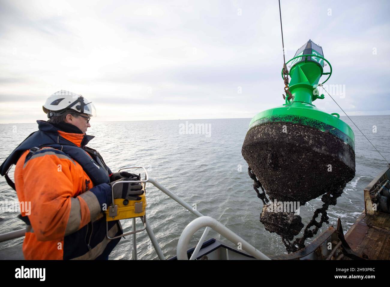 Lifted buoy hi-res stock photography and images - Alamy