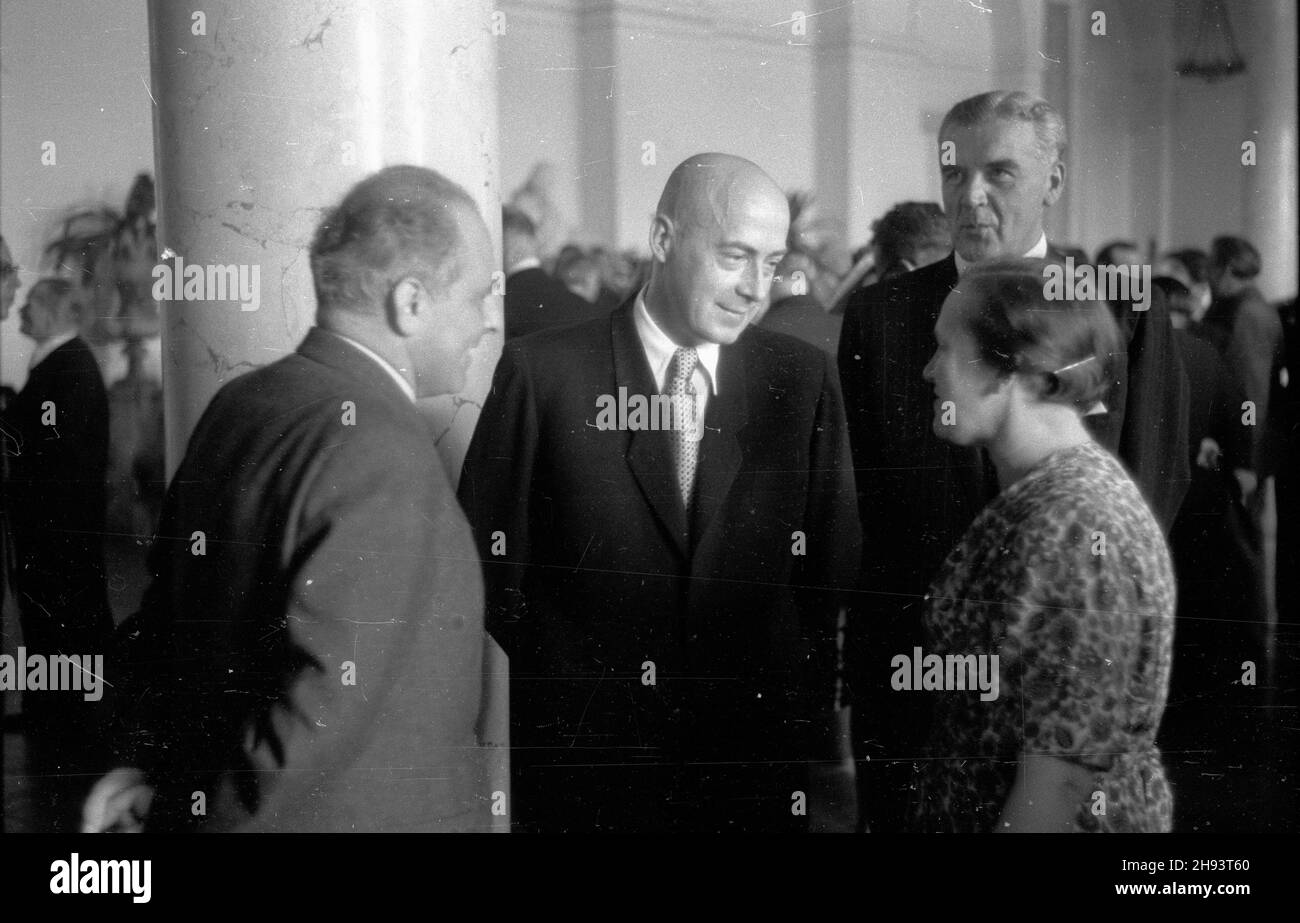 Warszawa, 1947-06-22. Przyjêcie u premiera Józefa Cyrankiewicza wydane ...