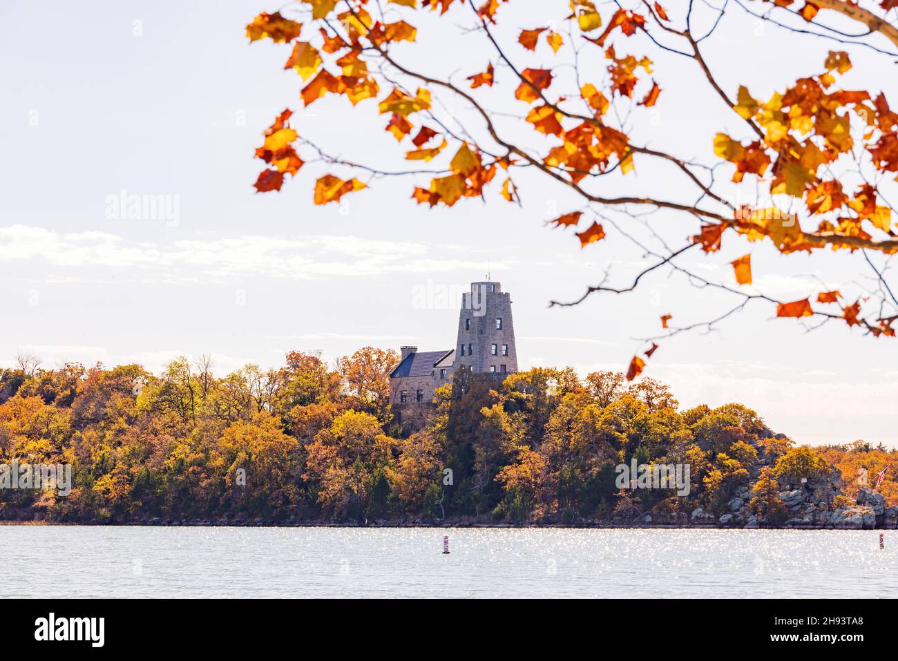 Beautiful landscape of the Tucker Tower of Lake Murray State Park at ...