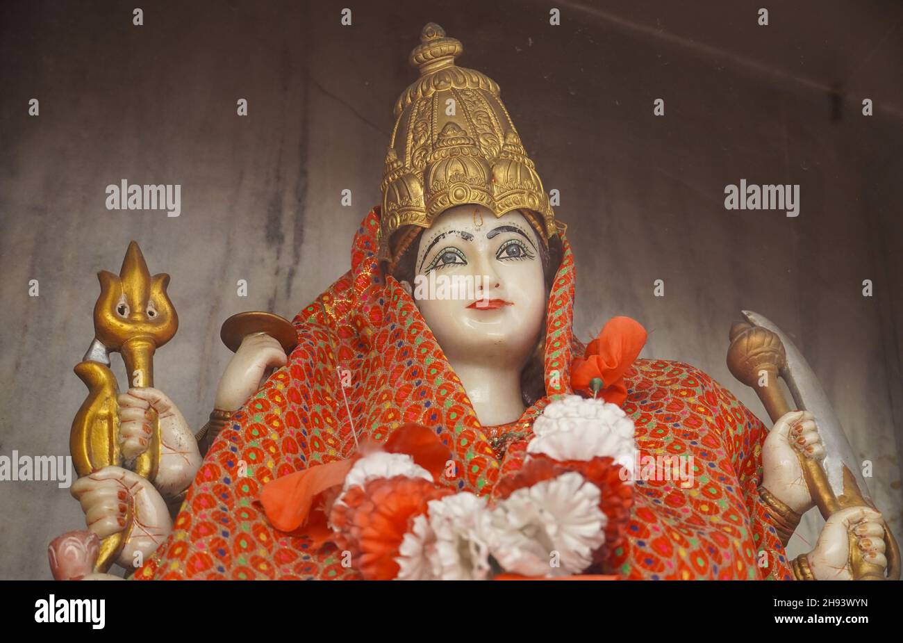 Maa durga face hi-res stock photography and images - Alamy