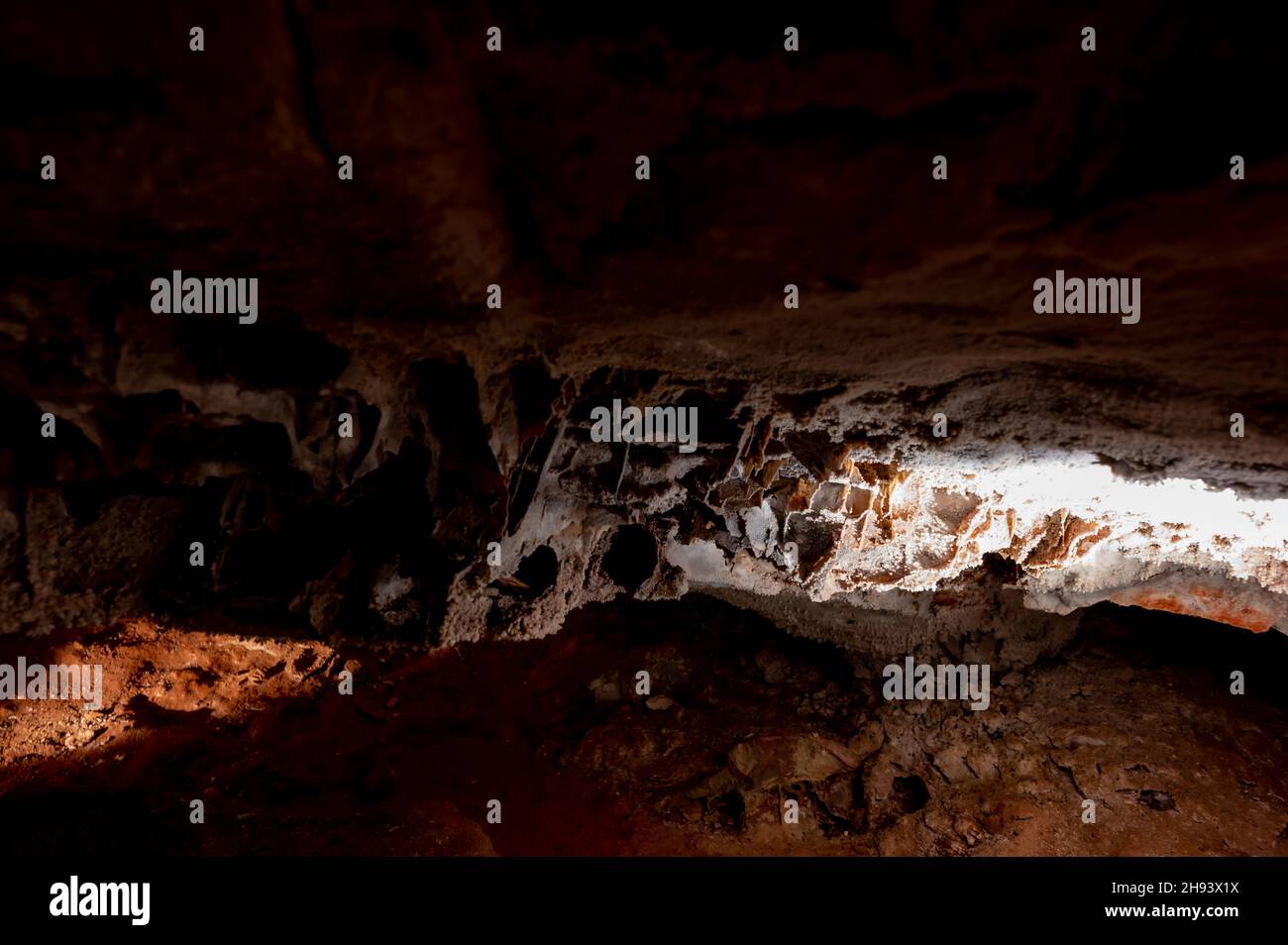 Frostwork wind cave hi-res stock photography and images - Alamy