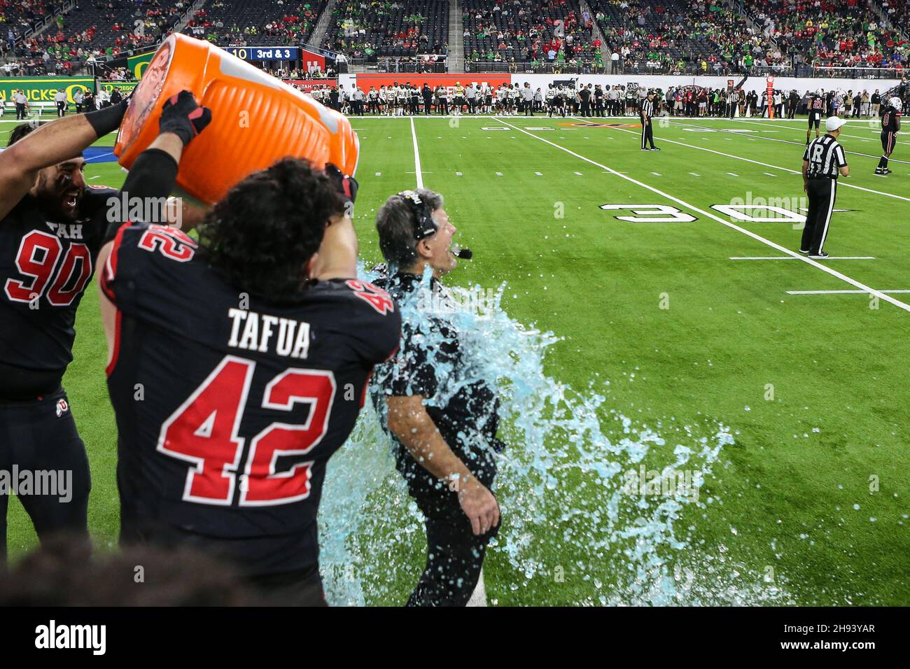 Gatorade bath hi-res stock photography and images - Alamy
