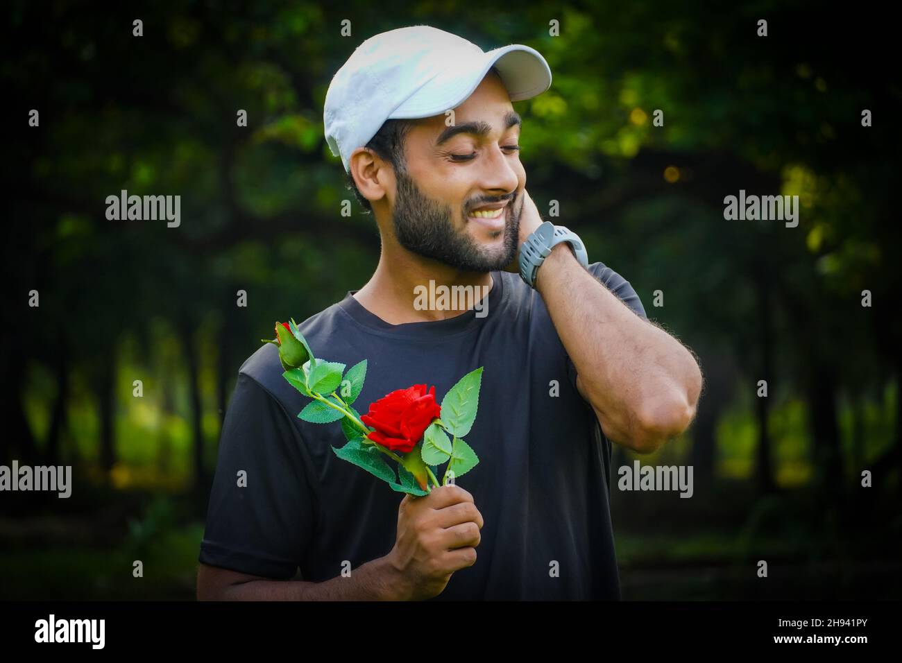 Fashion images with red hi-res stock photography and images - Alamy