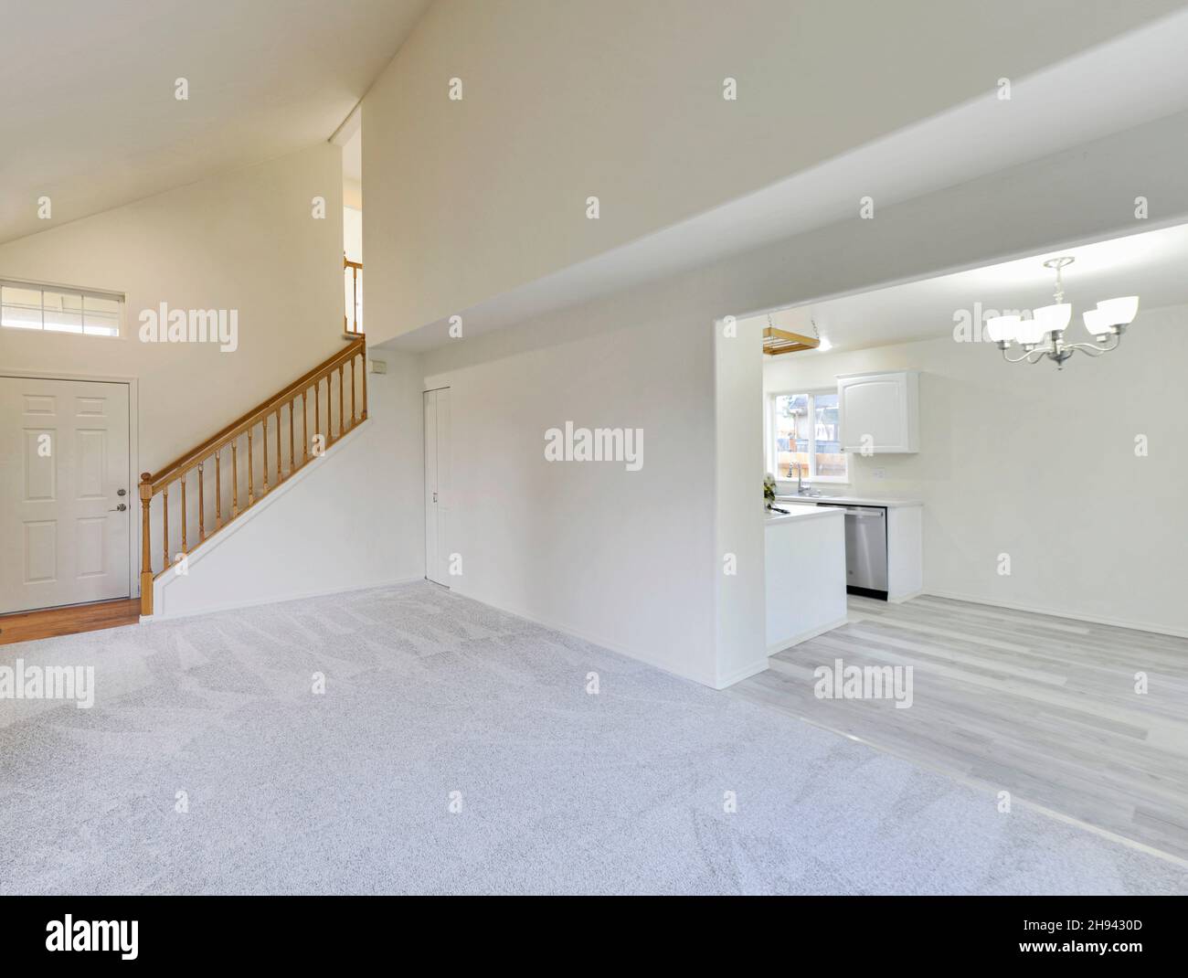 Modern residential empty living room interior Stock Photo - Alamy