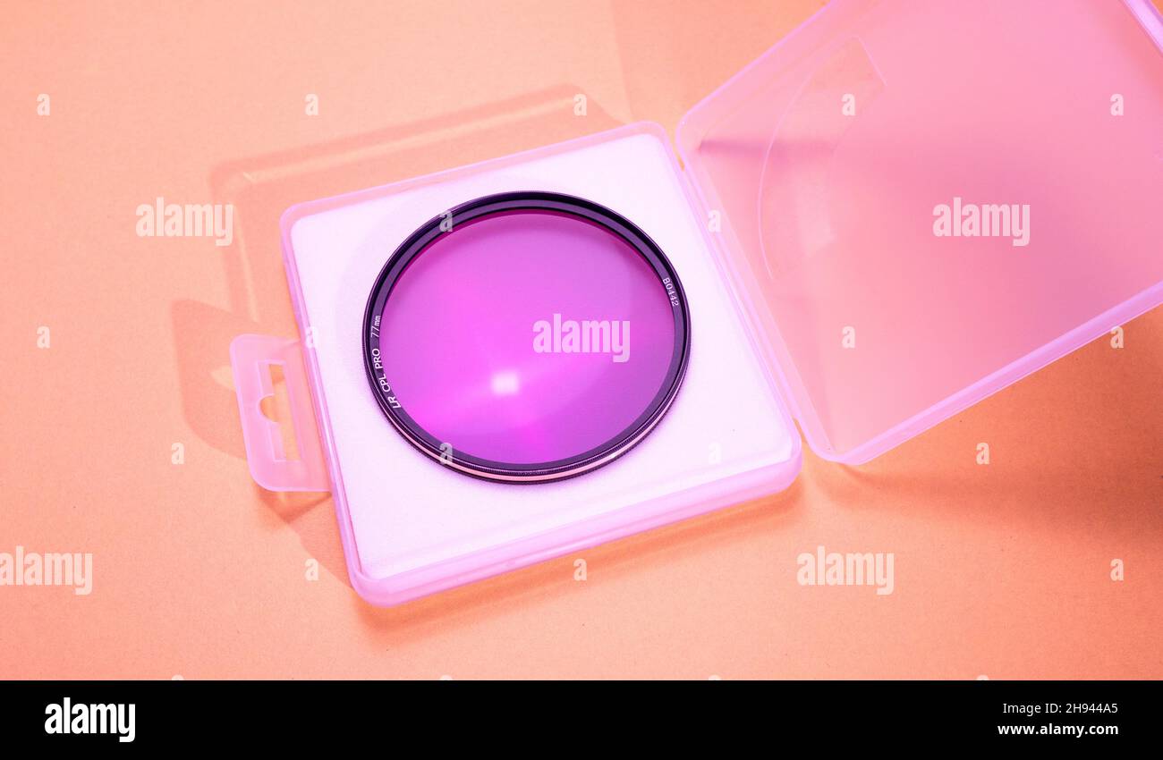 Polarizing filter hi-res stock photography and images - Alamy