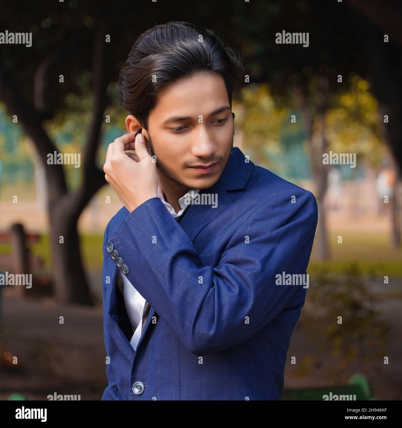 Smart leadership hi-res stock photography and images - Alamy