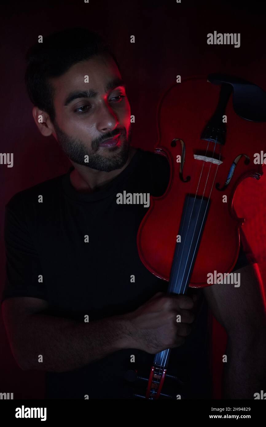 musician playing violin. Music and musical tone concept Stock Photo - Alamy