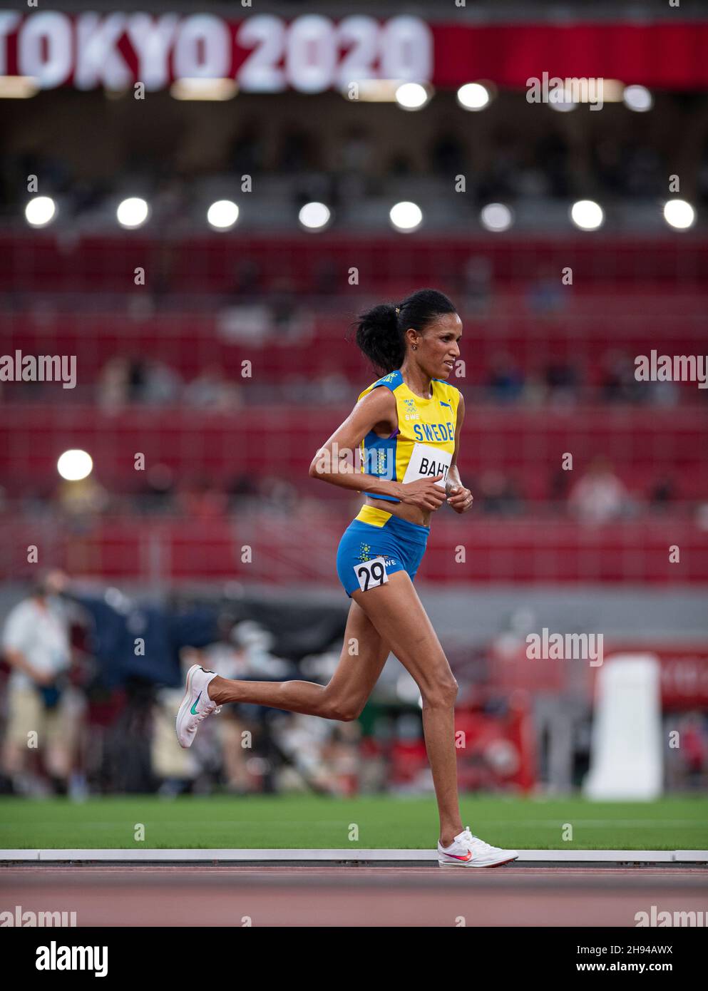 Meraf Bahta competing in the 10,000 meters of the 2020 Tokyo Olympics ...