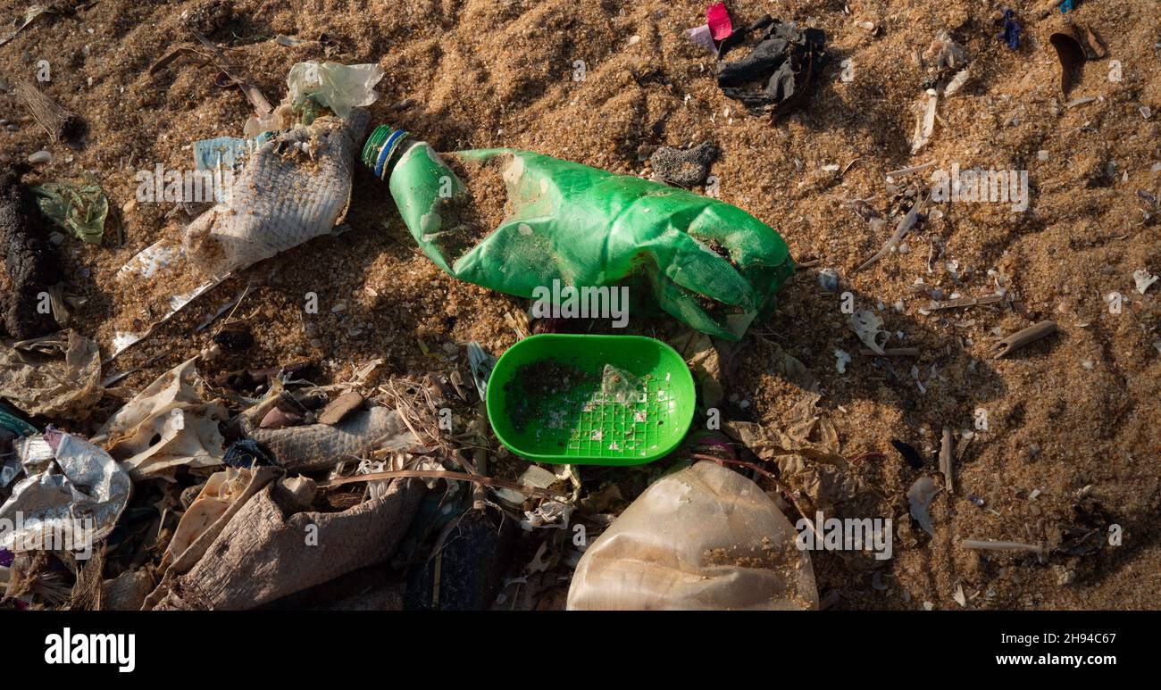 Beach of Sri Lanka is polluted with garbage Stock Photo - Alamy
