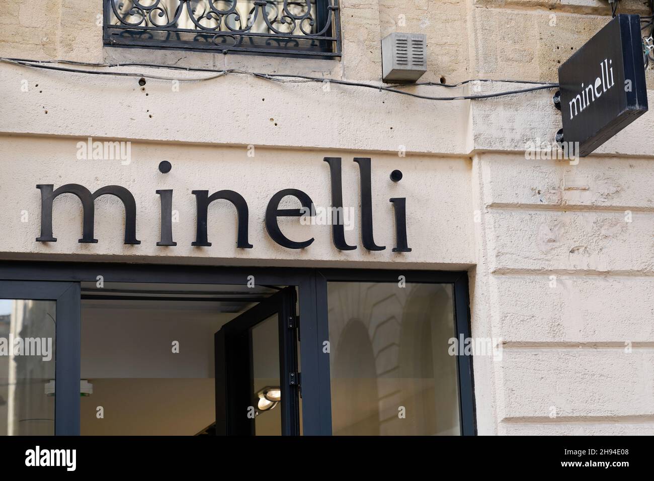 Bordeaux , Aquitaine France - 10 25 2021 : Minelli sign logo and text ...