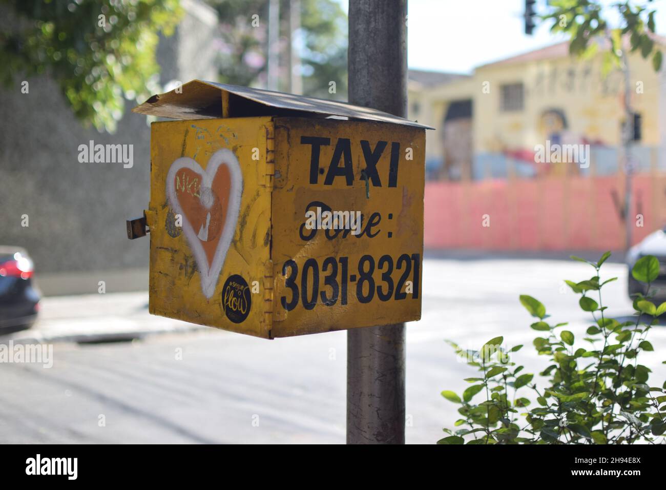 Brazilian taxi hi-res stock photography and images - Alamy