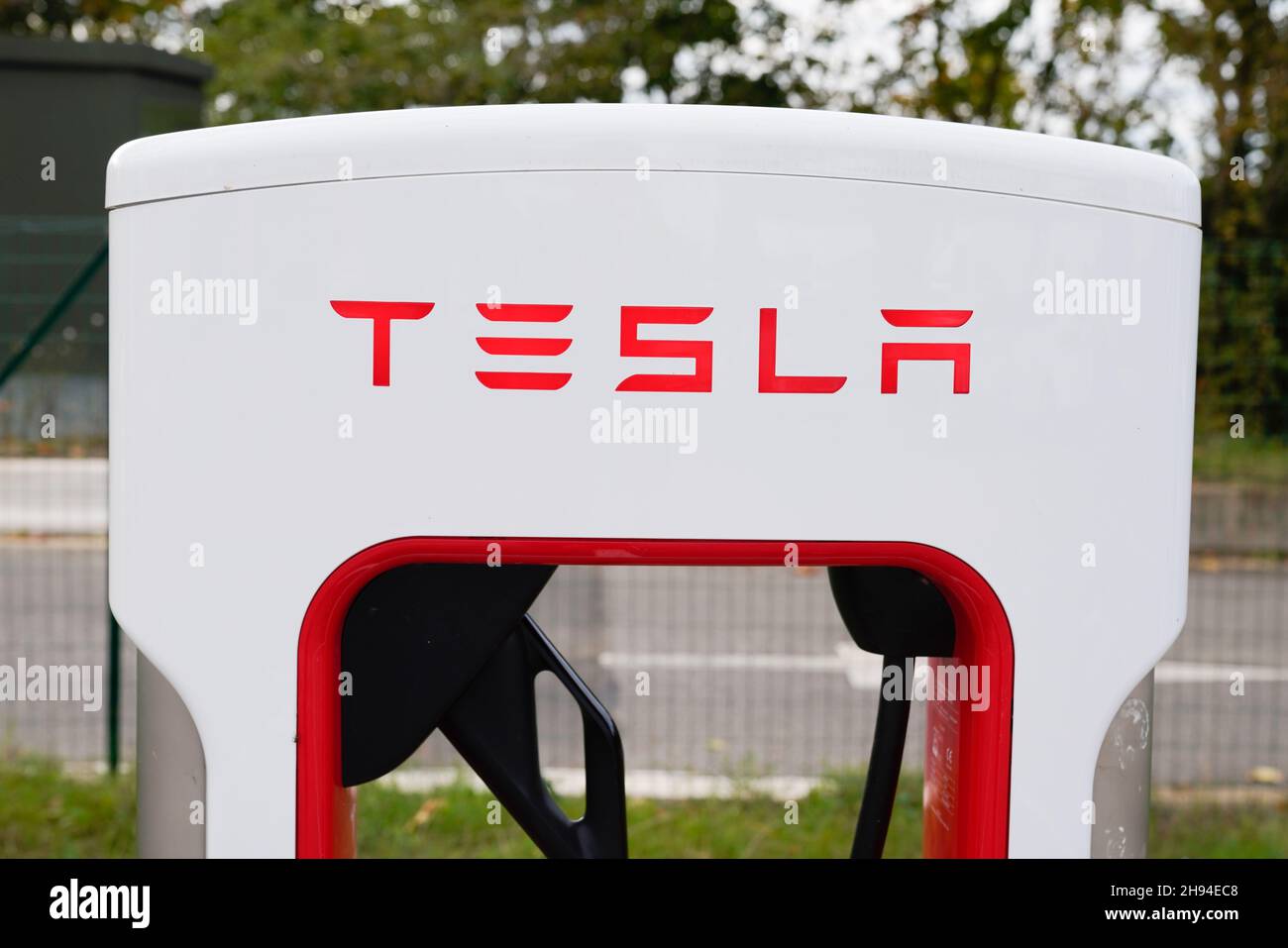 Bordeaux , Aquitaine France - 10 20 2021 : tesla Supercharger car point ...