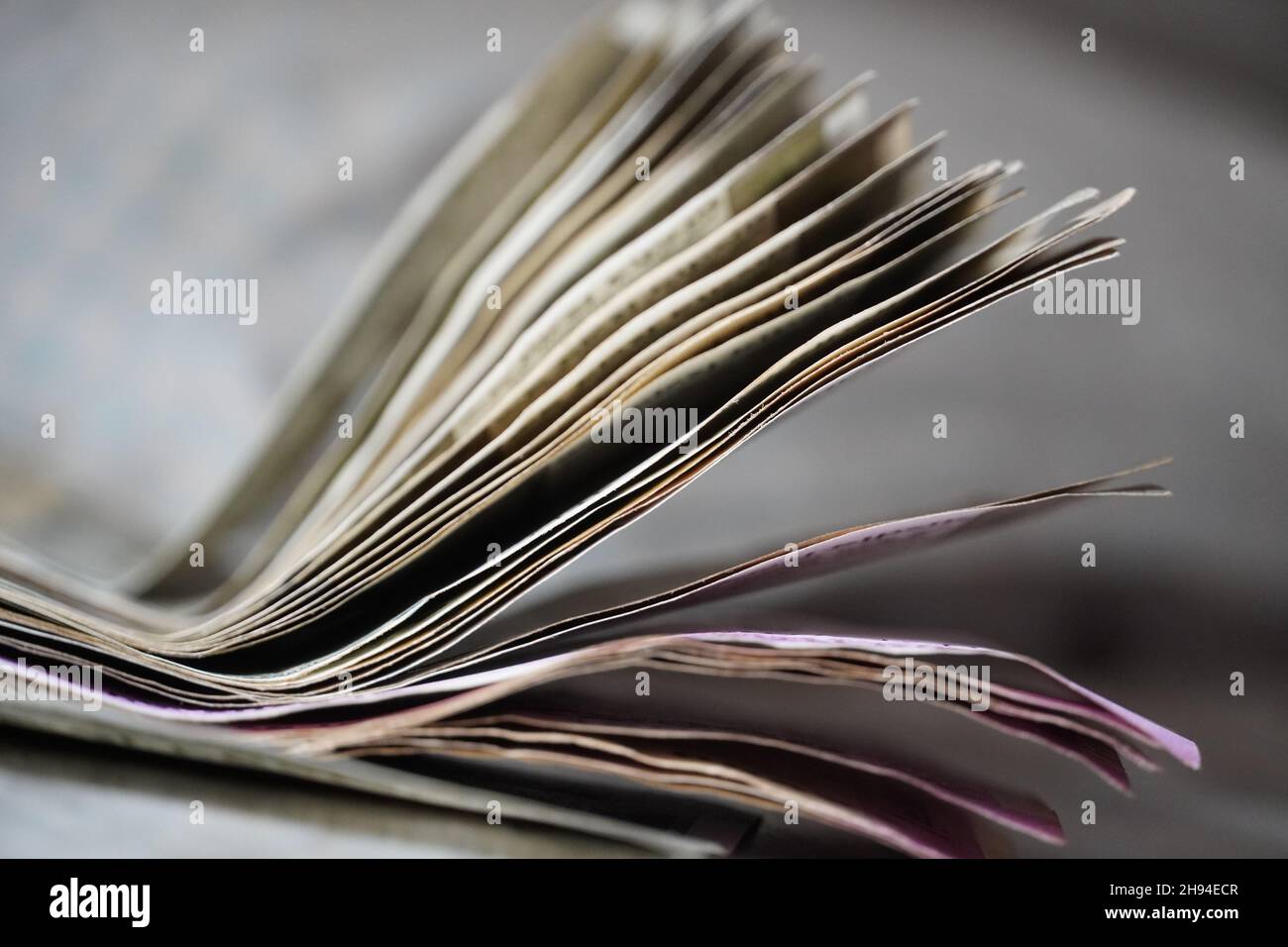 2000 rupee note hi-res stock photography and images - Alamy