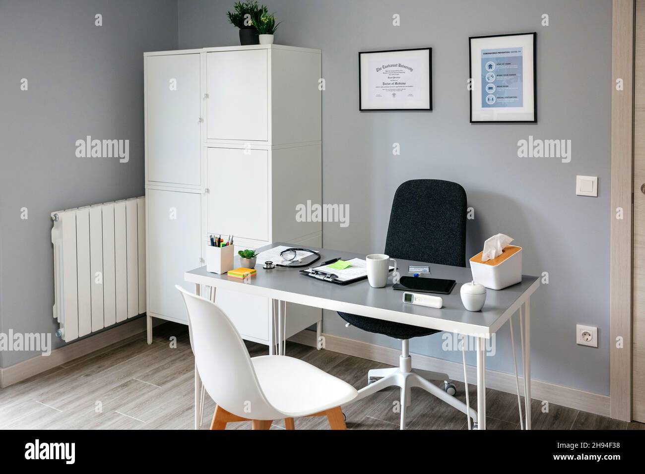 Interior of empty doctor's office Stock Photo - Alamy