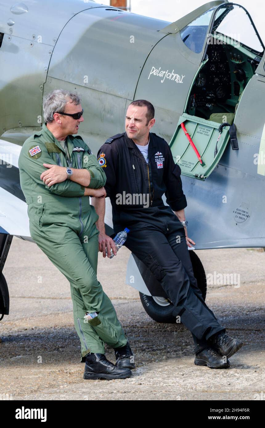 Pilot Al Pinner, former OC, and Duncan Mason, RAF Battle of Britain ...