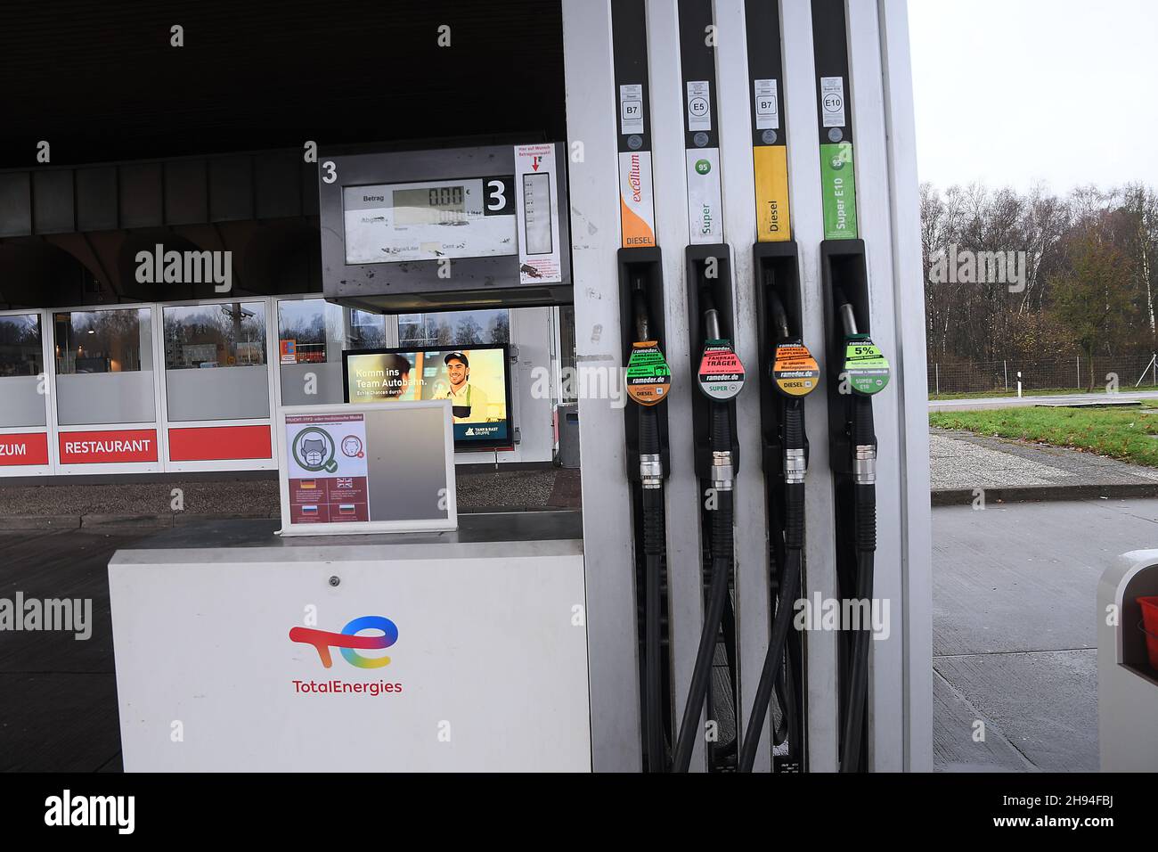 Total gasstation hi-res stock photography and images - Alamy