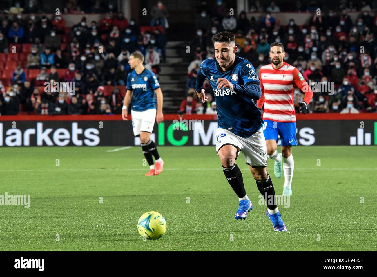 Tony moya hi-res stock photography and images - Alamy