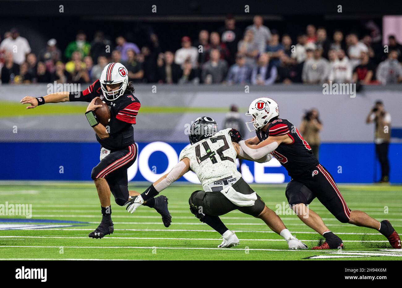 Allegiant Stadium. 03rd Dec, 2021. NV U.S.A. Utah quarterback Cameron ...