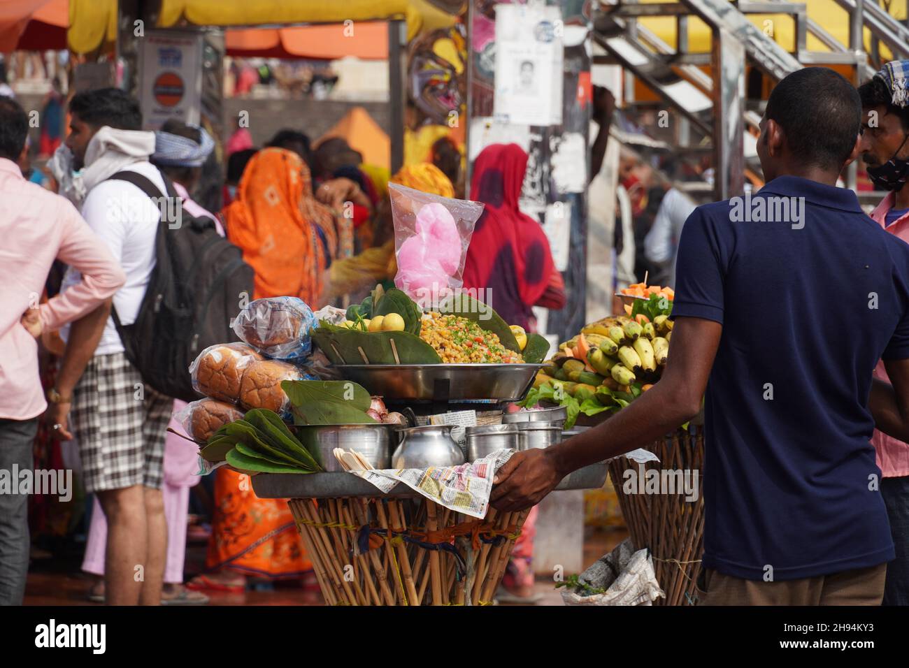 Portrait of an indian woman in a local market hi-res stock photography ...