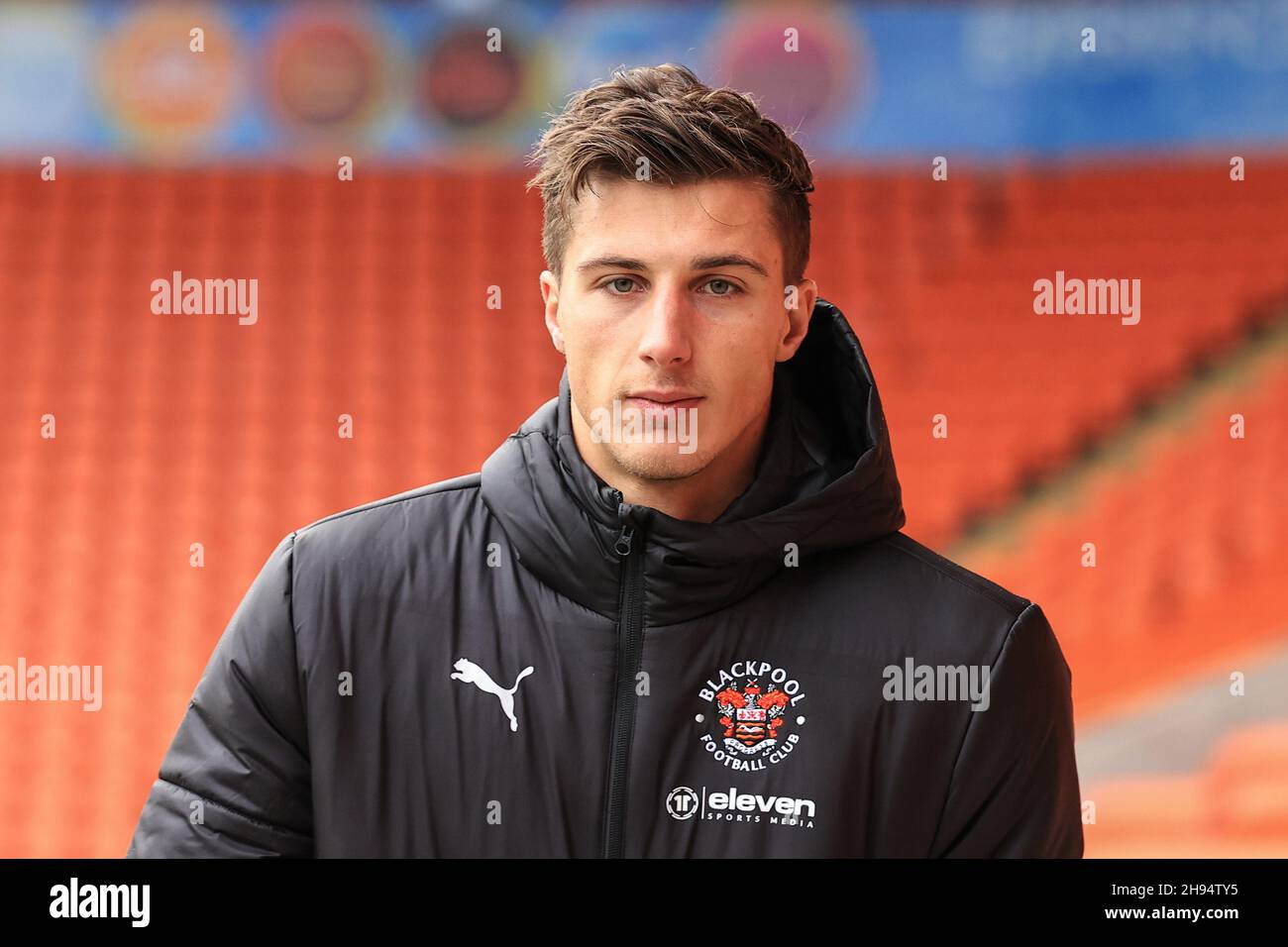 Stuart Moore #13 of Blackpool arrives at Bloomfield Road Stock Photo ...