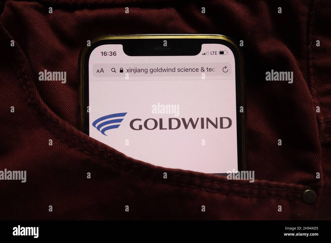 Goldwind logo hi-res stock photography and images - Alamy