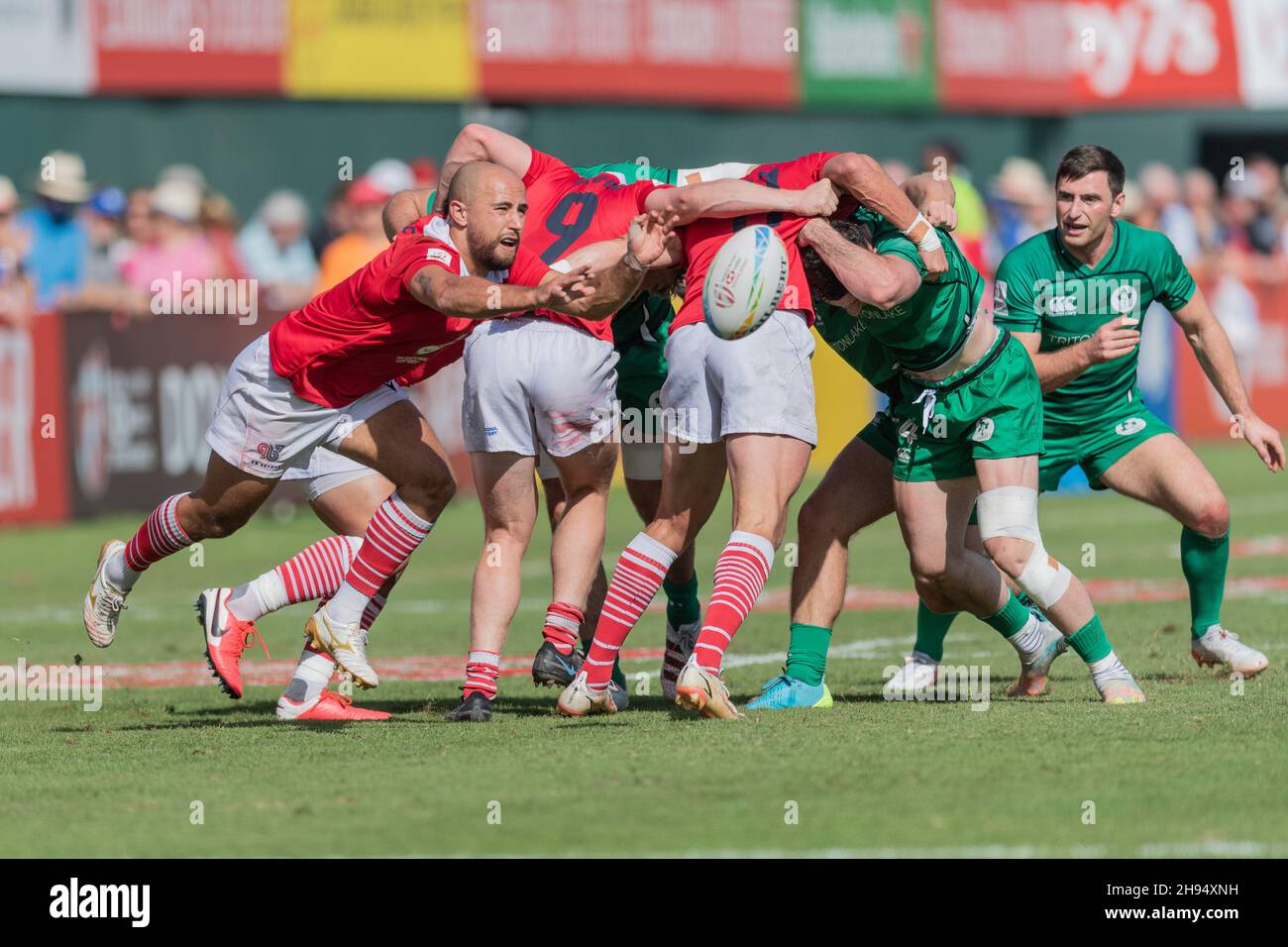 Dubai, UAE. 04th Dec, 2021. Luke Treharne of of Great Britain plays a ...
