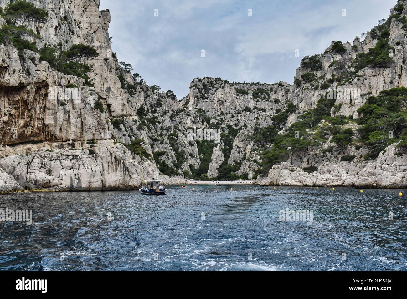 Excursion between Marseille and Cassis, Les Calanques, South of France ...