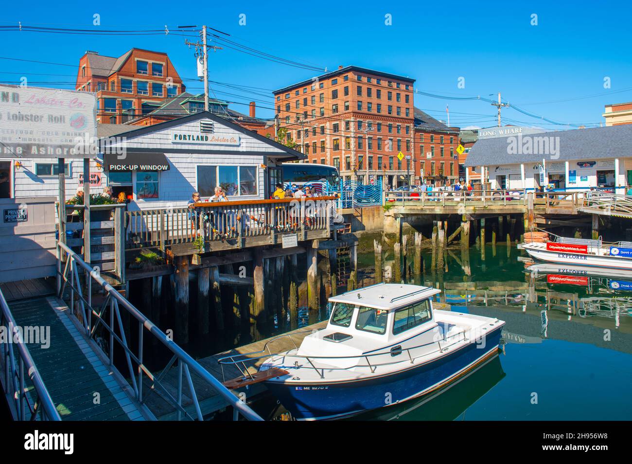 Portland lobster company restaurant hi-res stock photography and images ...