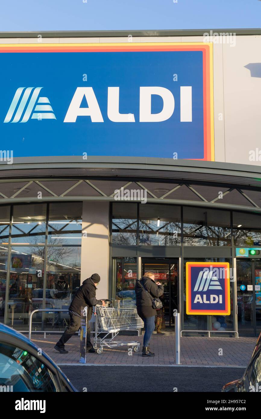 Orpington, London, UK 04 December 2021: Aldi opened its newest store at ...