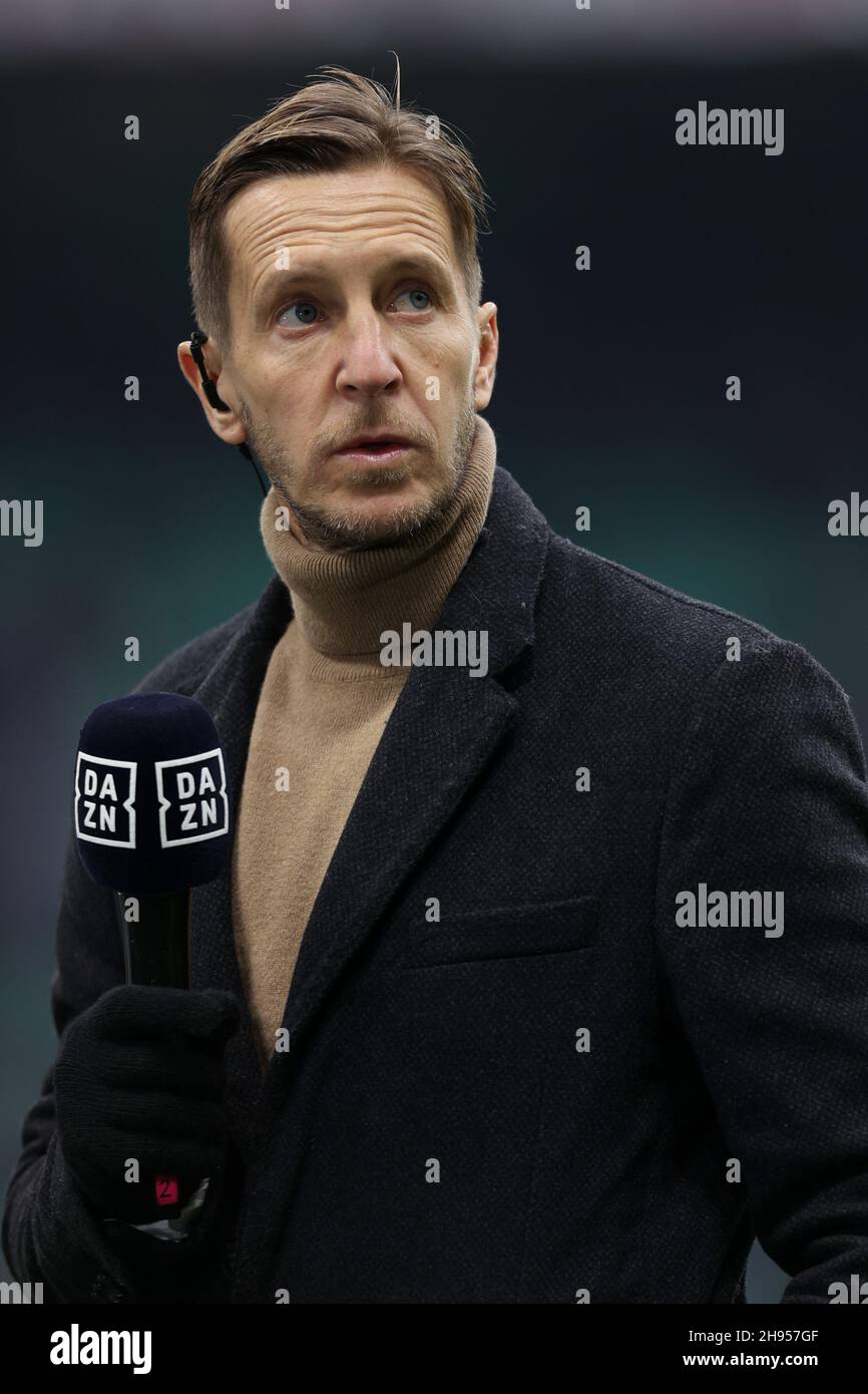 Massimo ambrosini italy ac milan hi-res stock photography and images ...