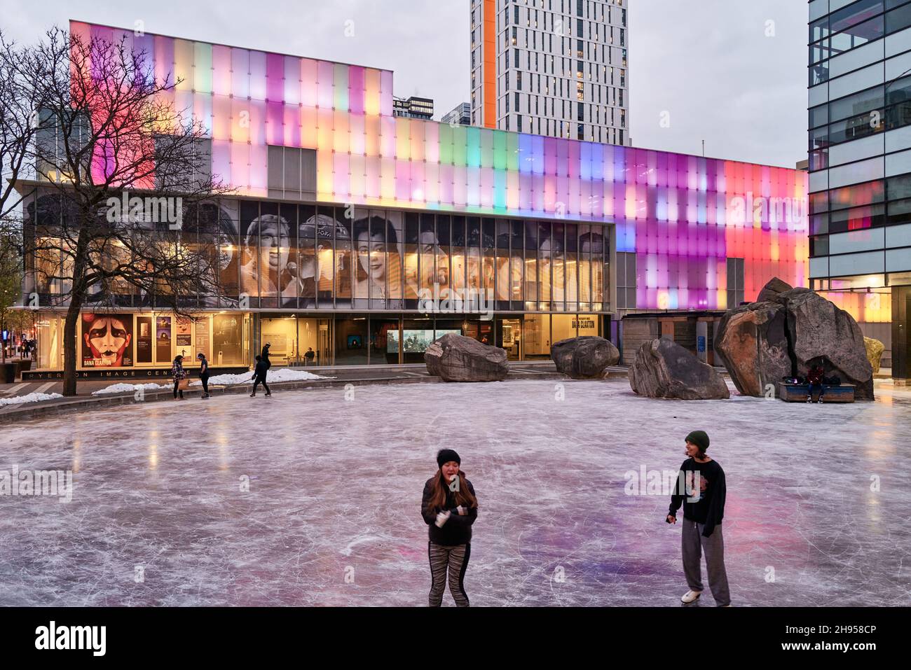 Ryerson university building hi-res stock photography and images - Alamy