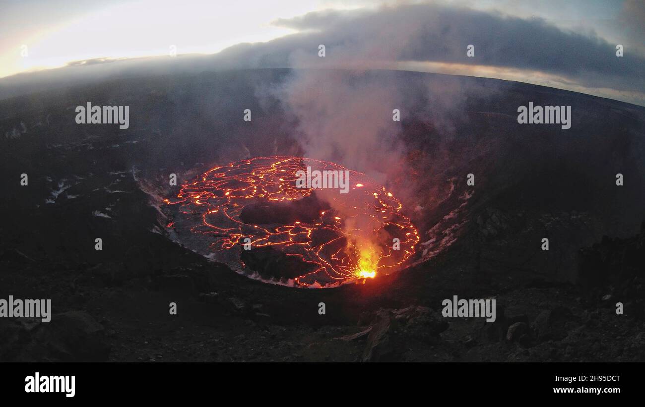 Ring of fire volcanoes hi-res stock photography and images - Alamy