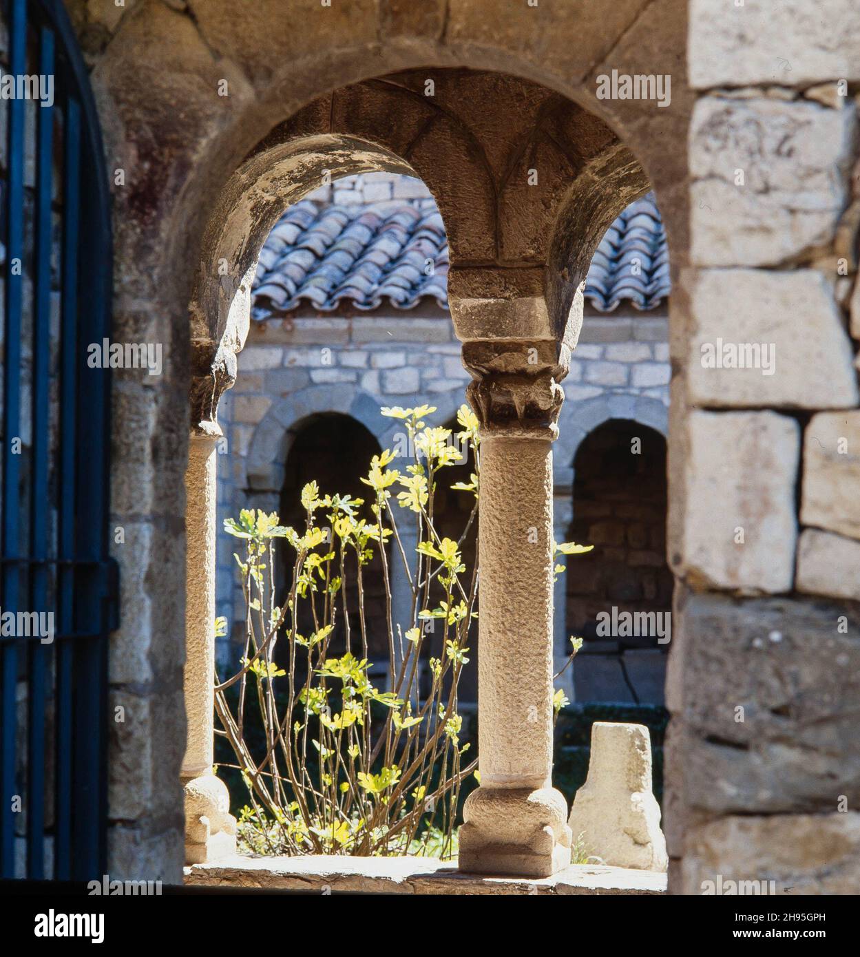 Monasterio de Santa María de Mur, Pallars Jussá, Lleida, siglo XI Stock ...