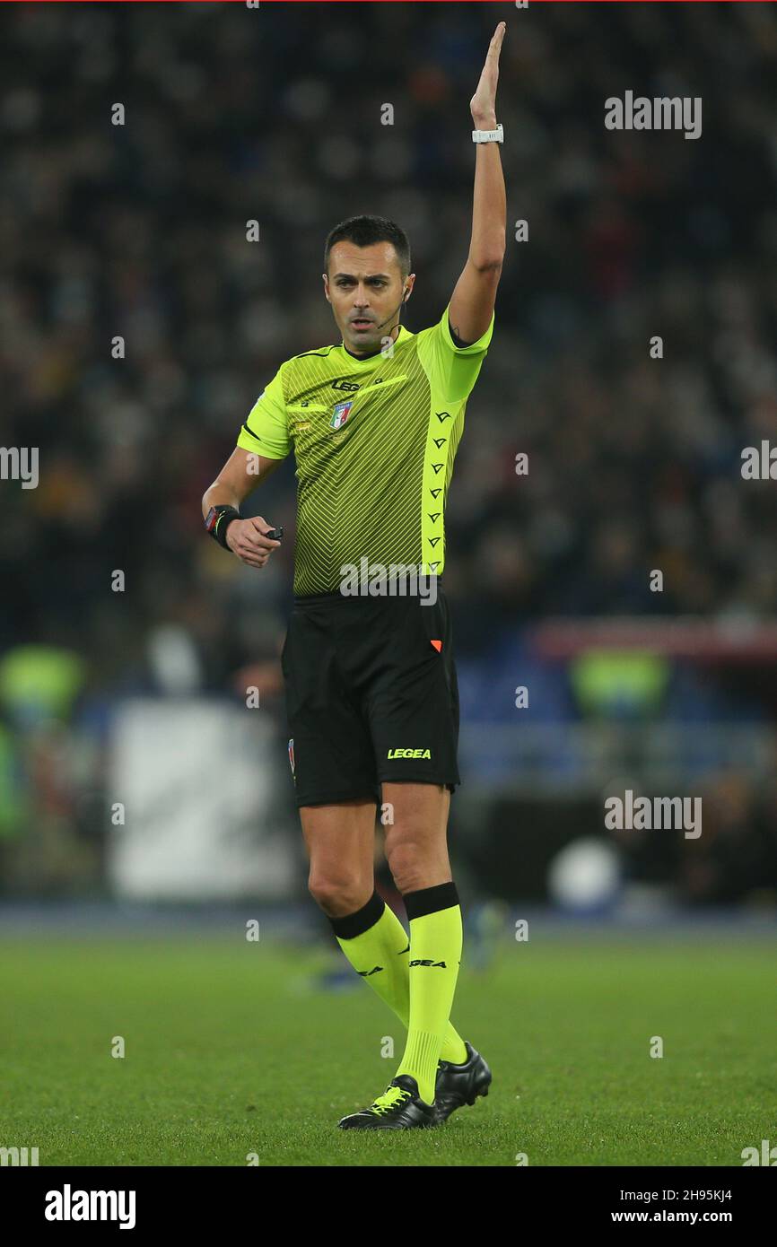 Rome, Italy. 04th Dec, 2021. ROME, Italy - 04.12.2021: REFEREE DI BELLO ...