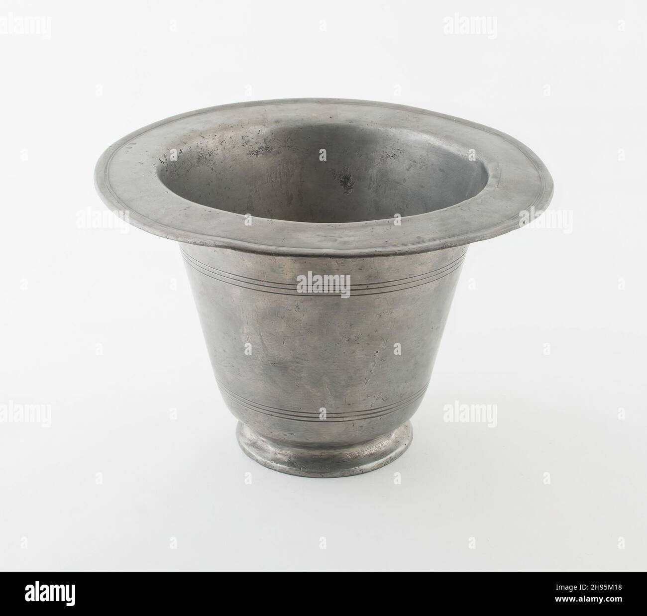 Commode Pot, England, c. 1780 Stock Photo - Alamy