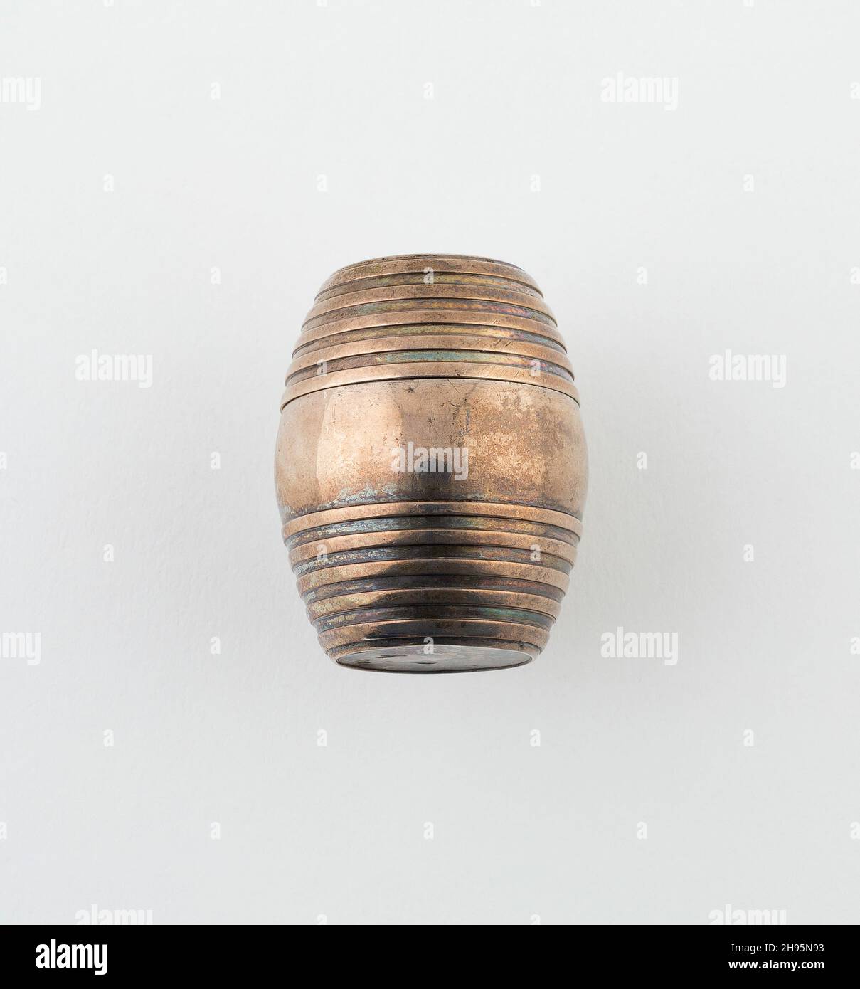 Barrel shaped container hi-res stock photography and images - Alamy