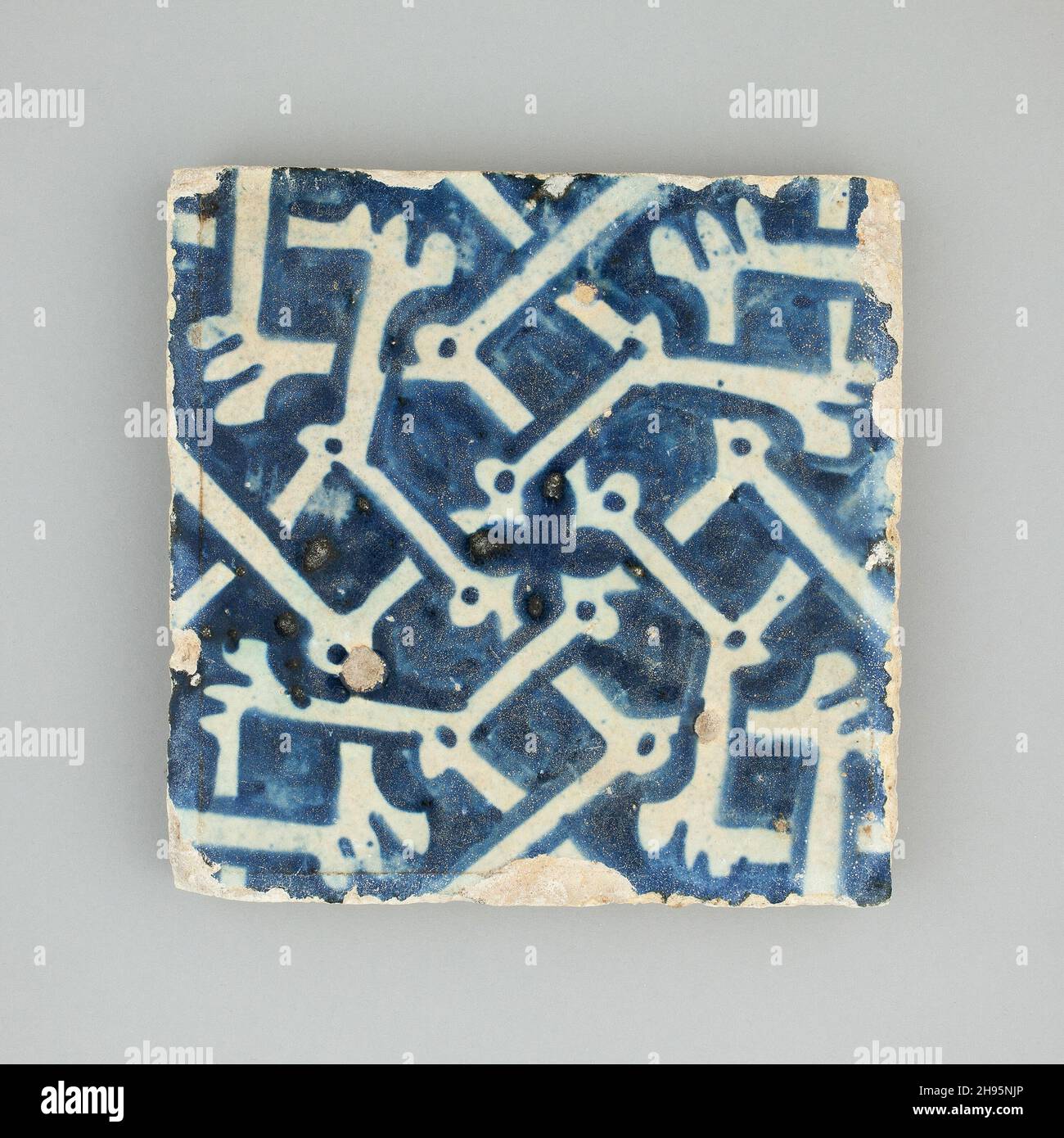 Floor Tile with Bone Pattern, Manises, 1450/1500 Stock Photo - Alamy