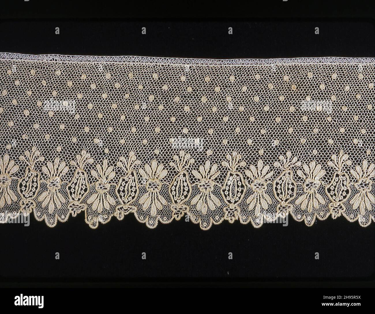 1800 border hi-res stock photography and images - Alamy