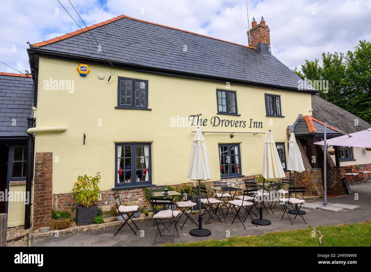 The drovers inn pub hi-res stock photography and images - Alamy