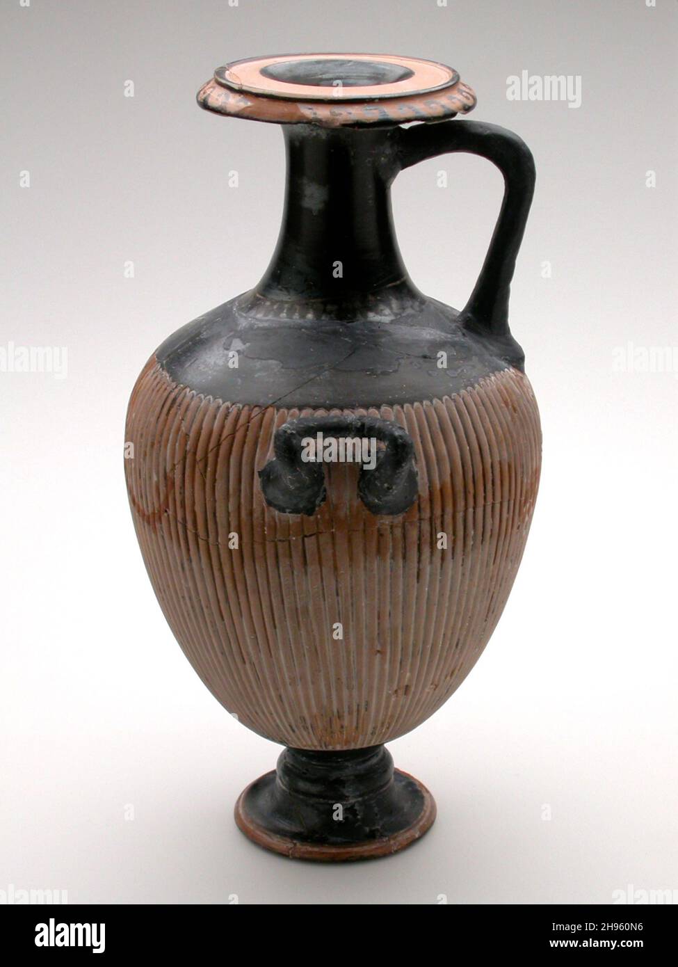 Hydria hi-res stock photography and images - Alamy