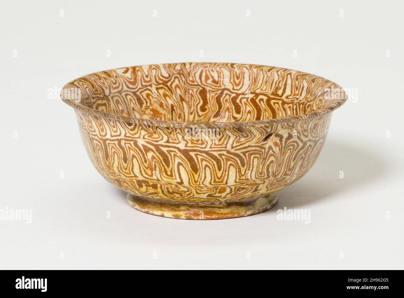 Bowl, Tang dynasty (618-907 Stock Photo - Alamy