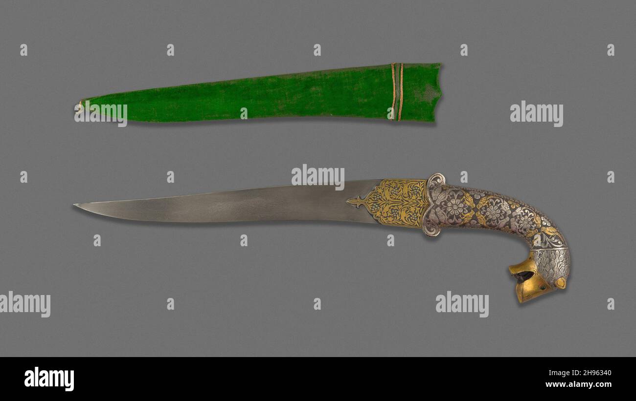 Dagger with Lion-Head Pommel, 17th/18th century Stock Photo - Alamy