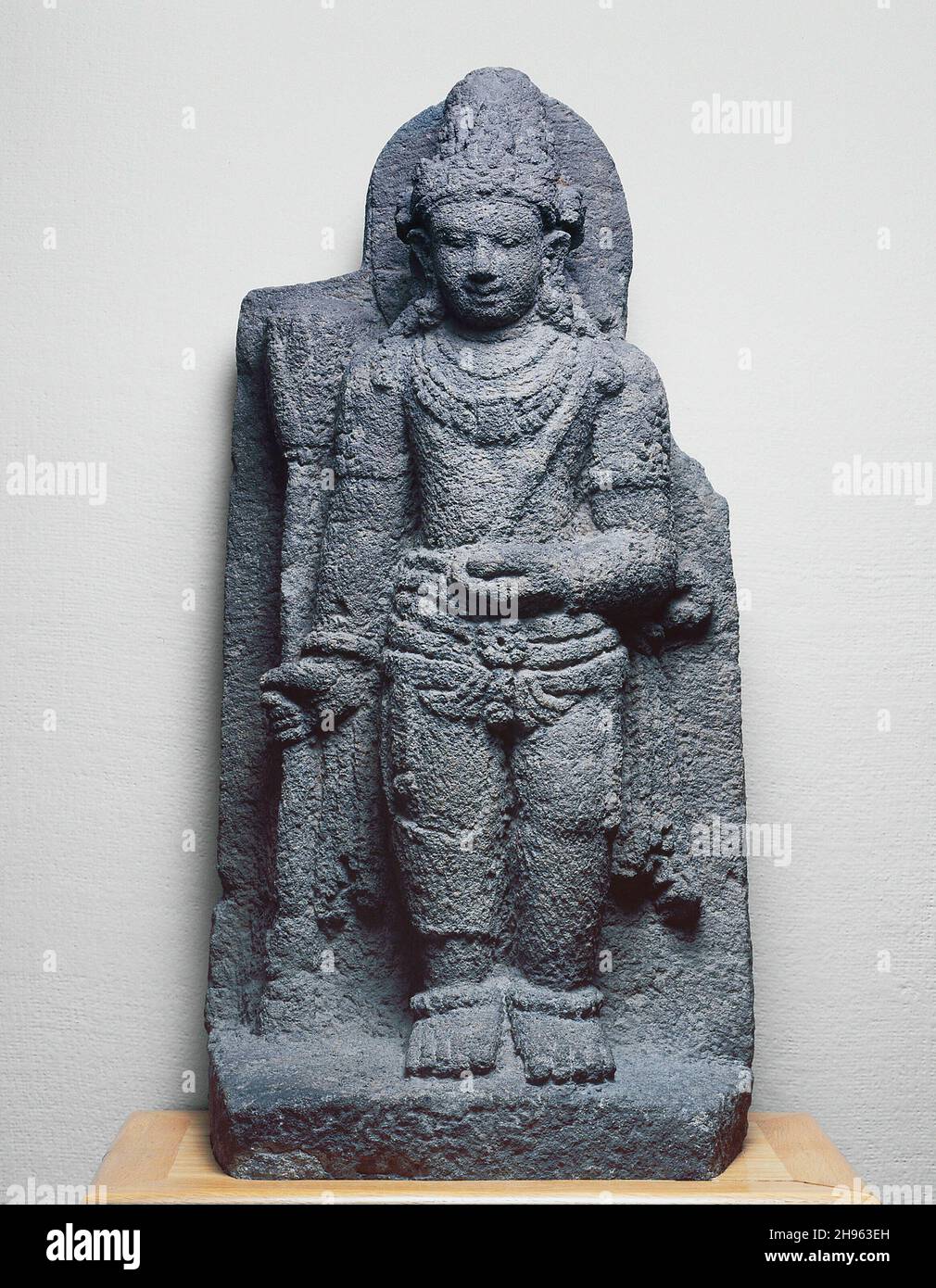 Bodhisattva Manjushri Holding a Blue Lotus (Utpala), 9th/10th century ...