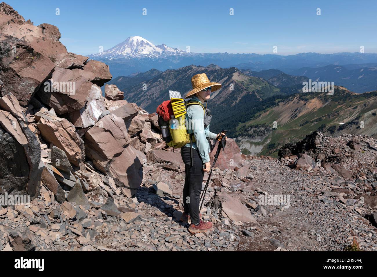 WA20481-00....WASHINGTON - Woman hiking on the Pacific Crest Trail in ...