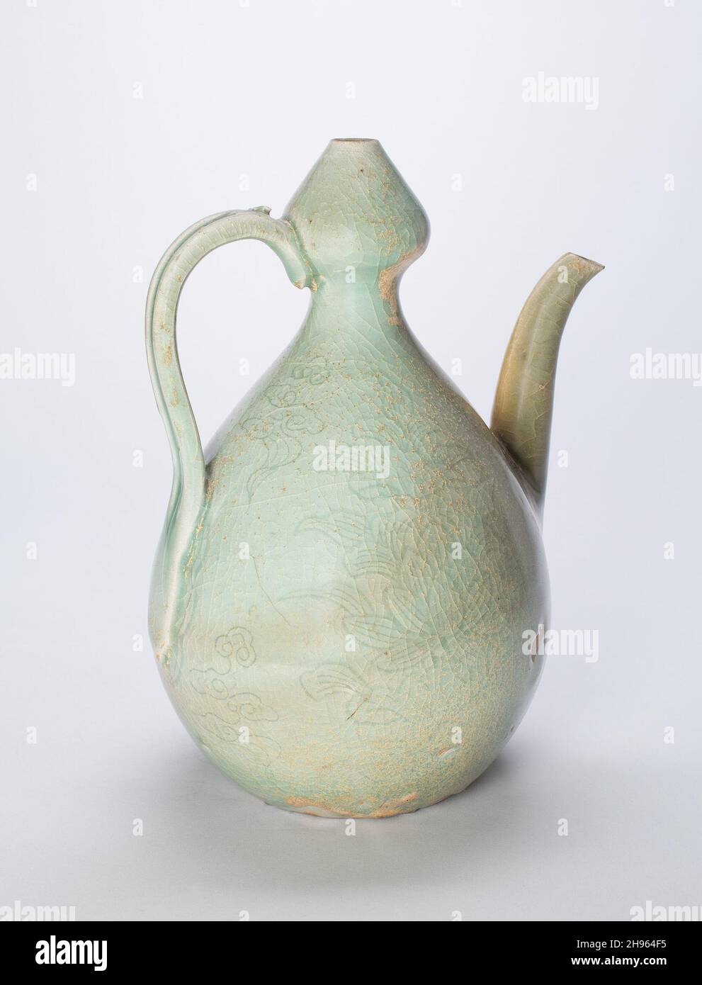 Gourd-Shaped Ewer with Lotus Flowers, Korea, Goryeo dynasty (918-1392 ...