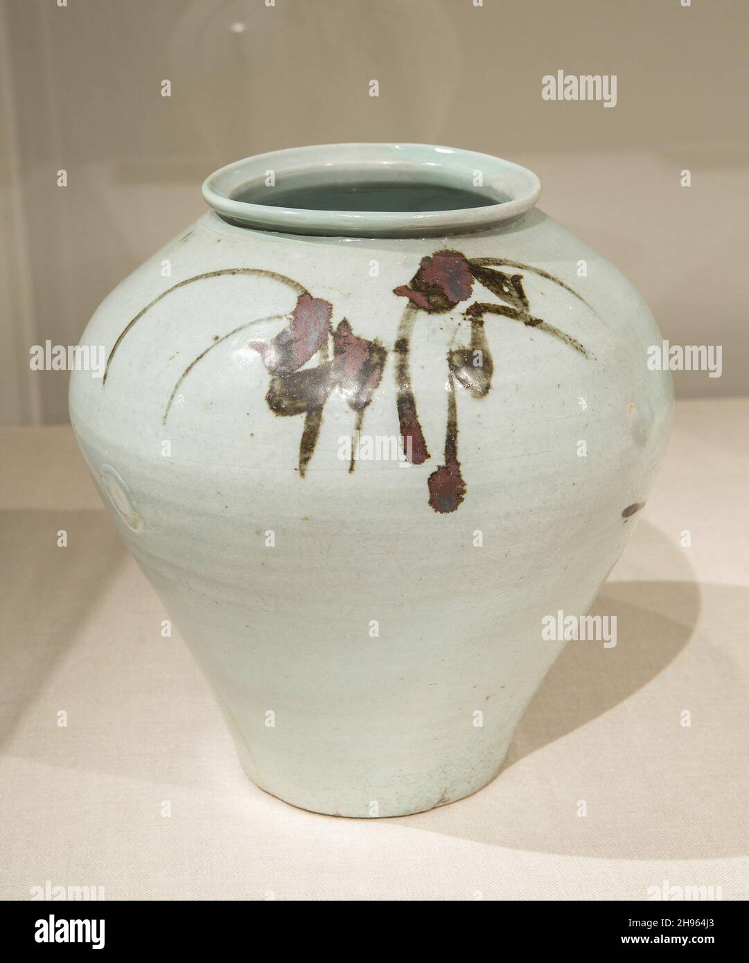 Jar with Abstract Strokes, Korea, Joseon dynasty (1392-1910), 17th ...