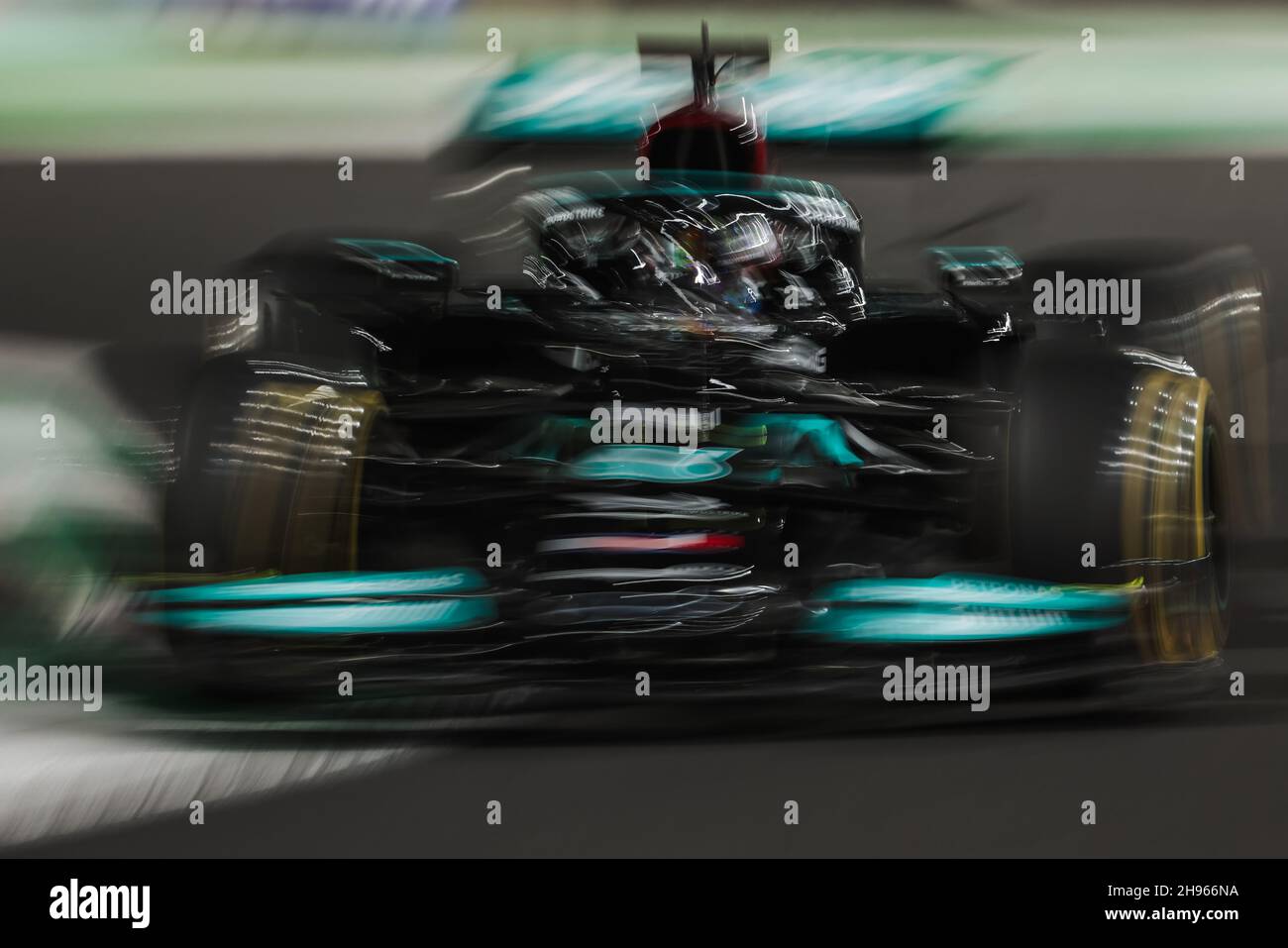 Lewis Hamilton (GBR) Mercedes AMG F1 W12. Saudi Arabian Grand Prix ...