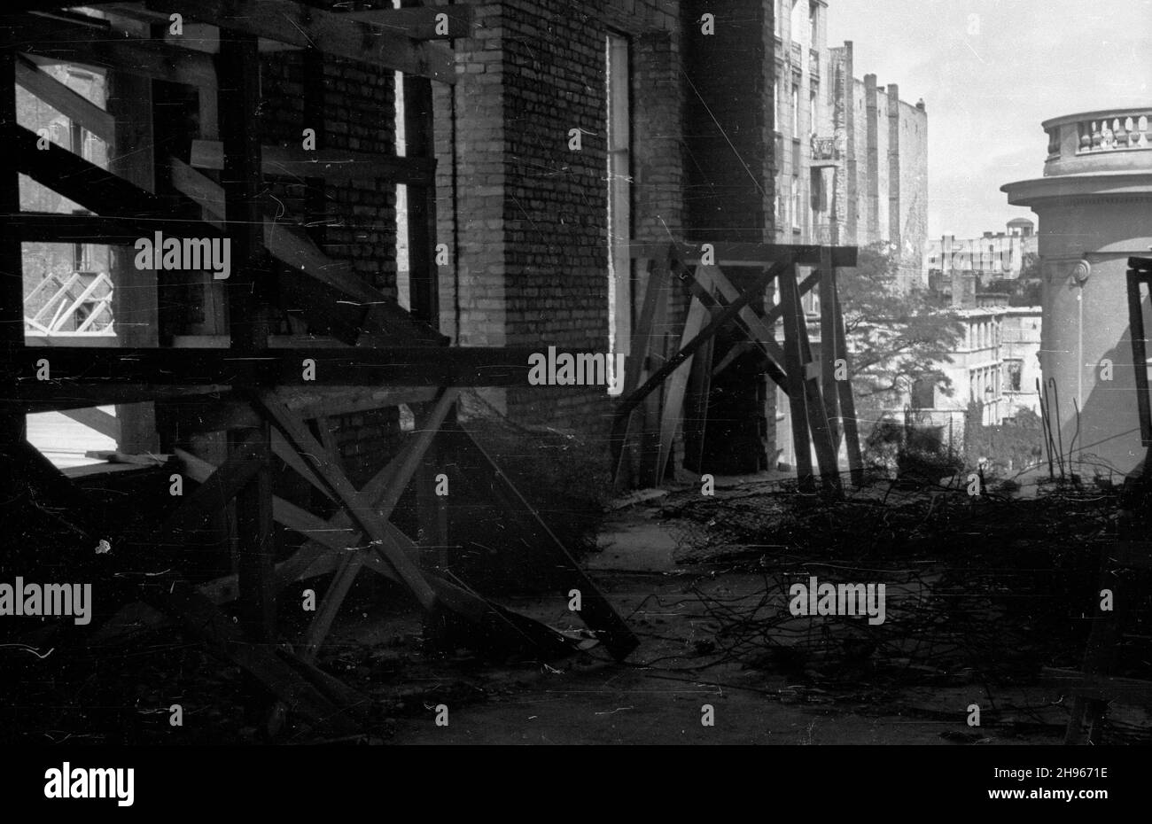 Rebuilding of warsaw hi-res stock photography and images - Alamy